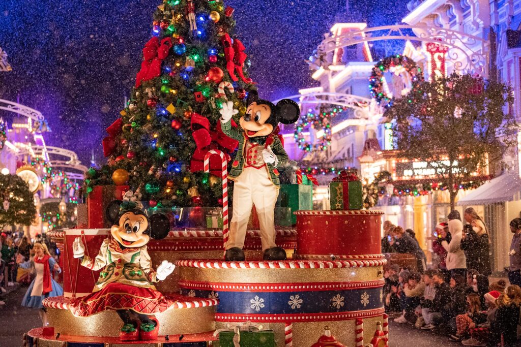11 Theme Park Destinations Nationwide With Holiday Celebrations You Can ...