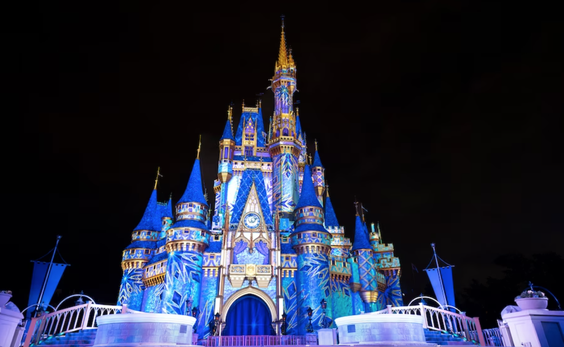 A Complete Guide to the 2023 Holiday Season at Walt Disney World - The ...
