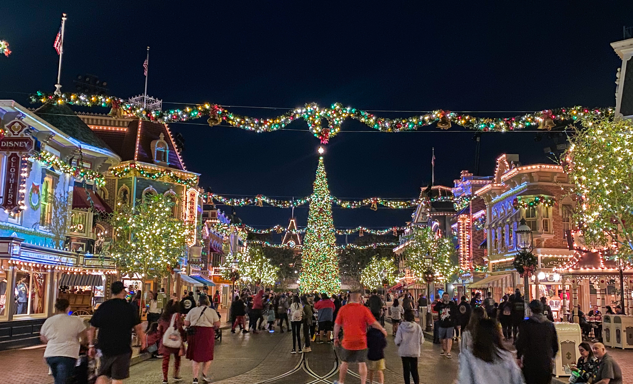 Gift Ideas For Disney Lovers - The World of Spark
